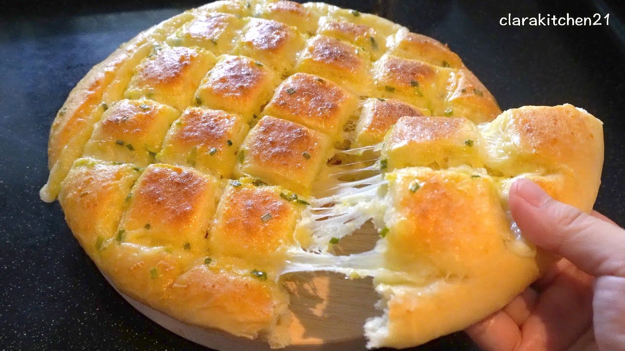 How to Make Cheesy Garlic Bread | Easy and Delicious! | 蒜香芝士面包 ...