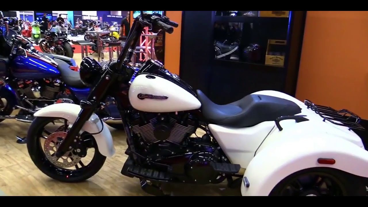 2019 Harley Davidson Freewheeler S Customized | Walkaround & First Look ...
