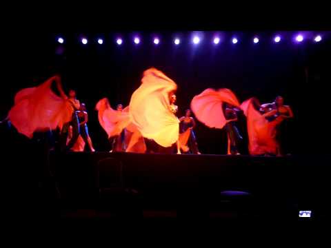 Arabian Dance School 2011 - 1ero y 1ero Avanzado - Daniela Vecchio 2011.MOV