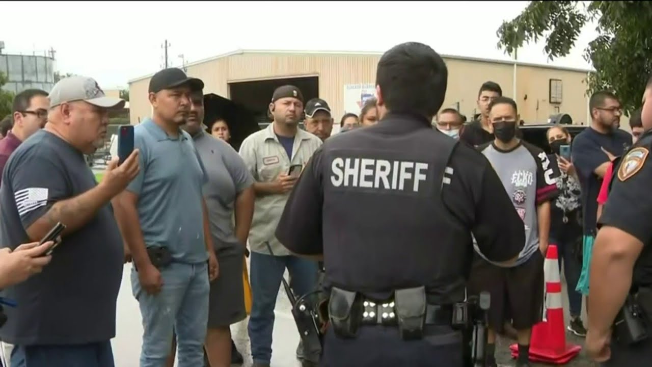 Administrator shot at YES Prep in southwest Houston - YouTube