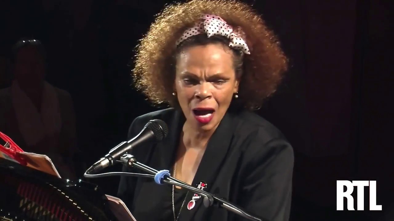 Tania Maria Sangria LIVE in Concert - YouTube