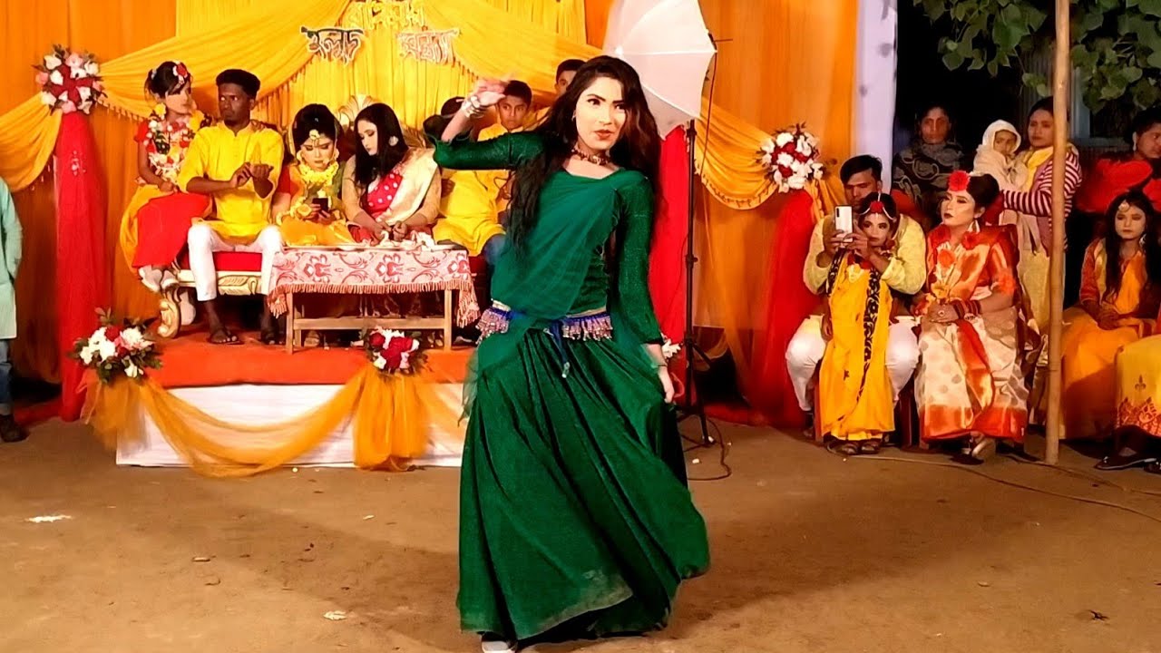 দেখনা ও রসিয়া গানে অসাধারণ নাচ | Super Hit Bangla Dance Performance ...