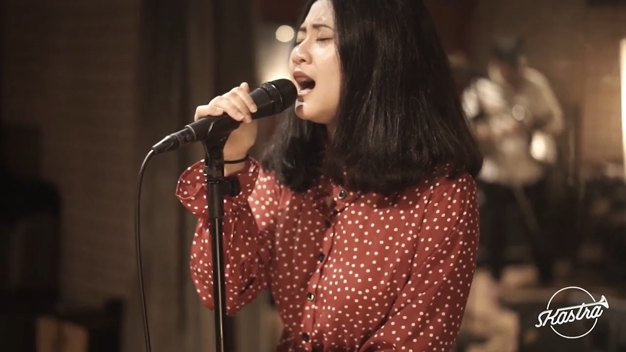 Skastra - Banjaroya (Live Studio Session) - YouTube