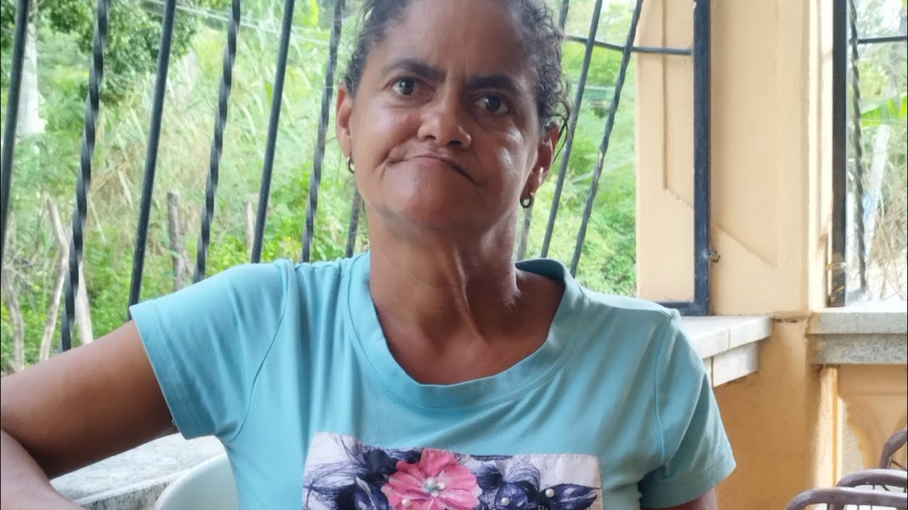 Nancy la famosa está en vivo - YouTube