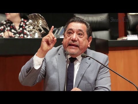 SALGADO MACEDONIO DICE QUE LORENZO CÓRDOVA ES UN “NALGAS PRONTAS” CON EL PRIAN