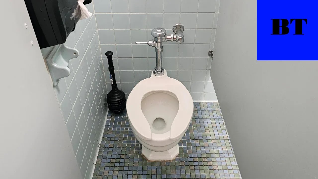 RARE 1962 "Standard" Afton Toilet and a Washal Urinal - KU E.W. King ...