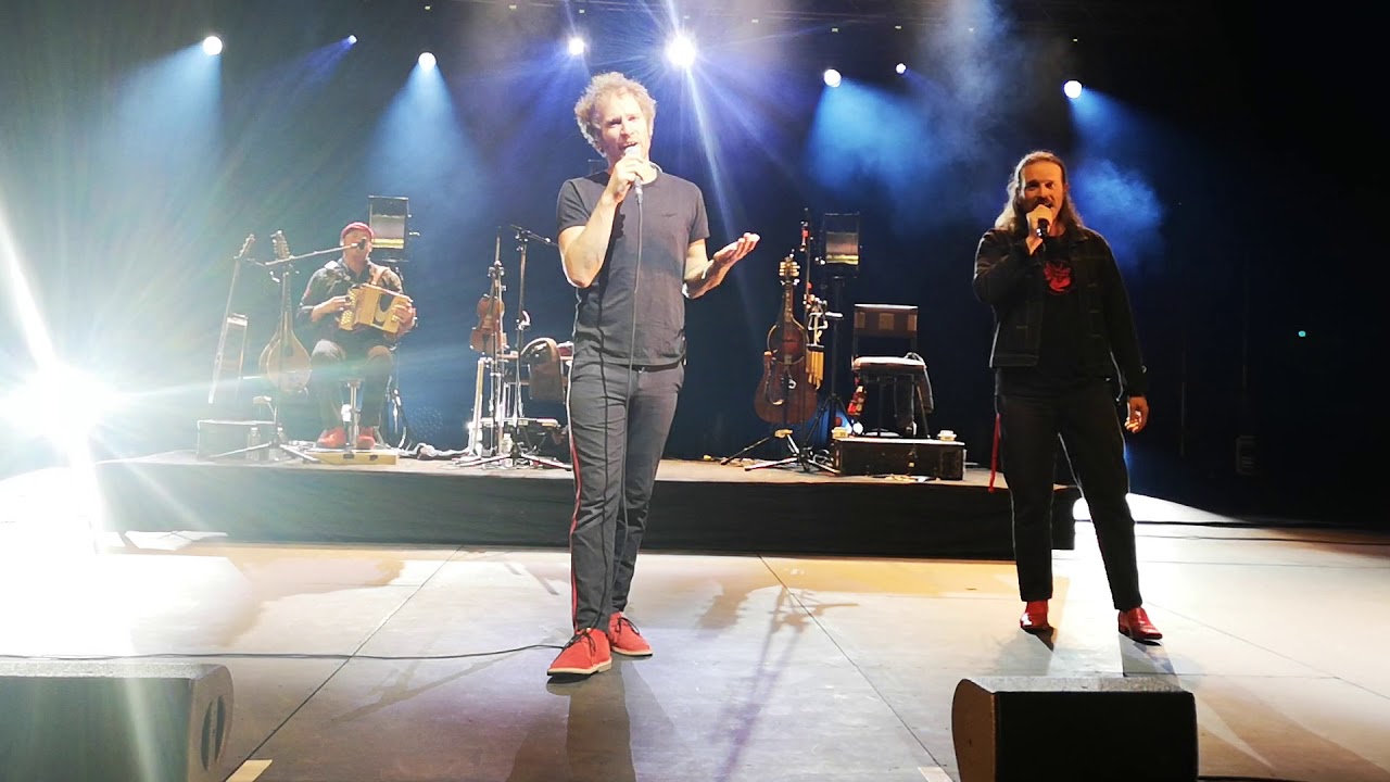 Mes souliers sont rouges - YouTube