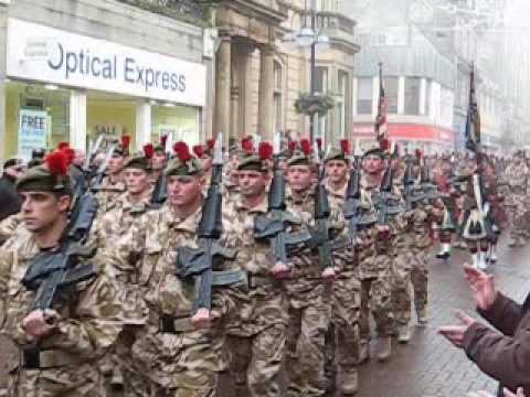 Black Watch Homecoming Parade - Dunfermline - YouTube