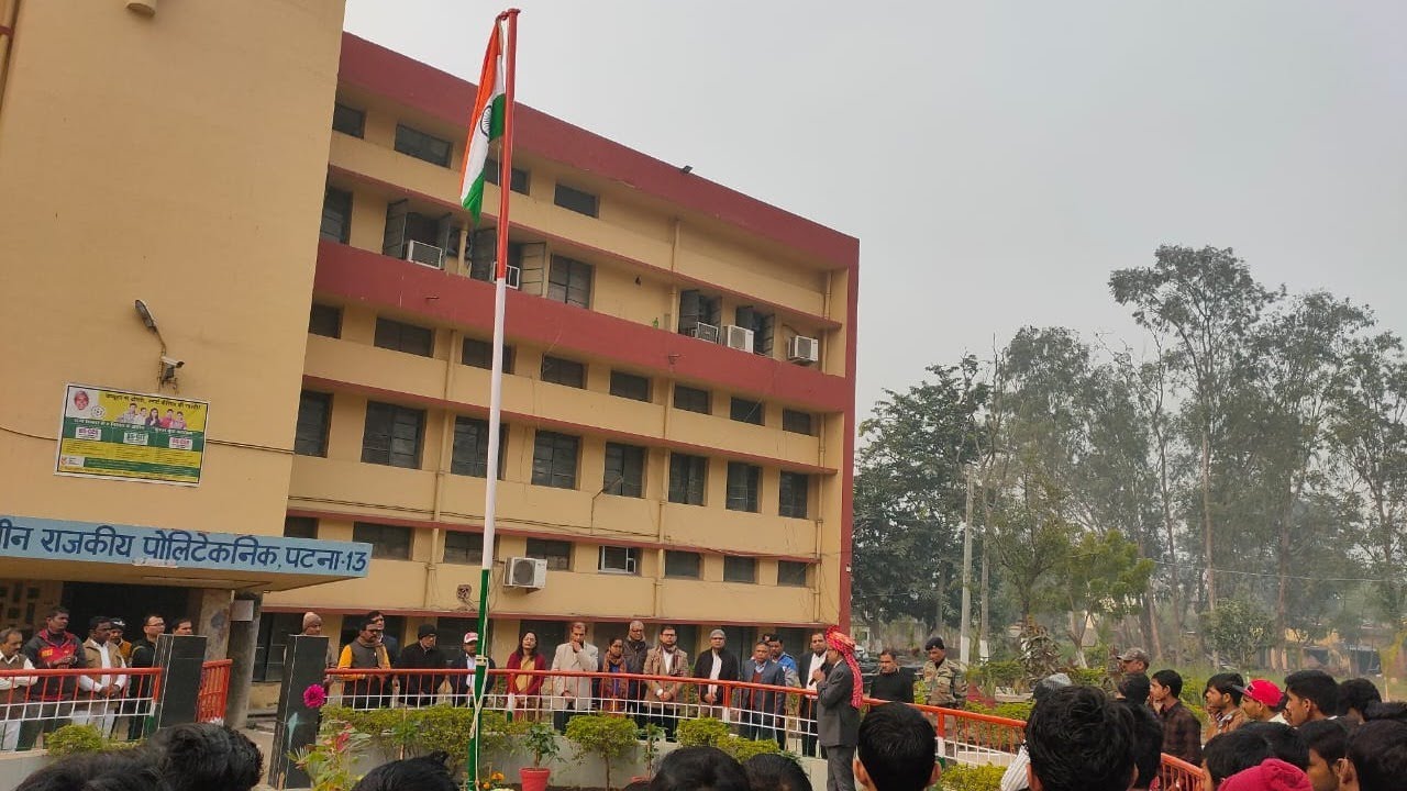 New Government Polytechnic Patna-13 Flag Hoisting by Principal Sir ...