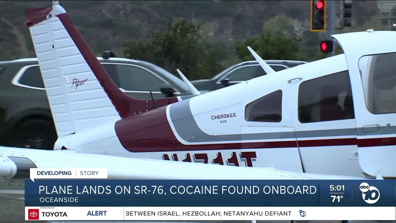 Plane lands on SR-76, cocaine found on board - YouTube