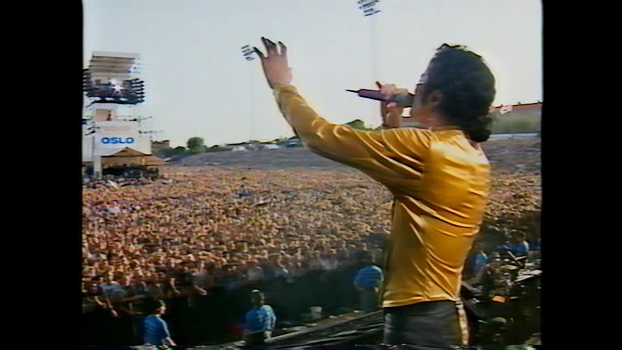 Michael Jackson - Dangerous Tour In Oslo - YouTube