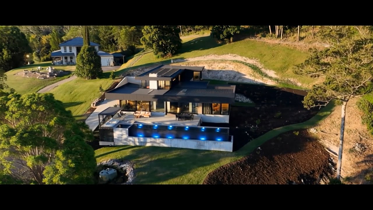 19 Amani Place, Maroochy River | Top Australian Homes - YouTube