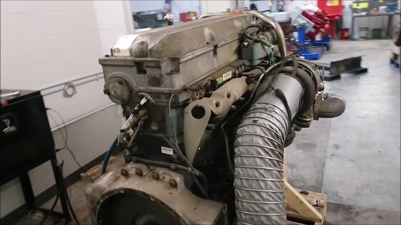 2005 Detroit Diesel Series 60 DDEC V 12.7L Engine - YouTube