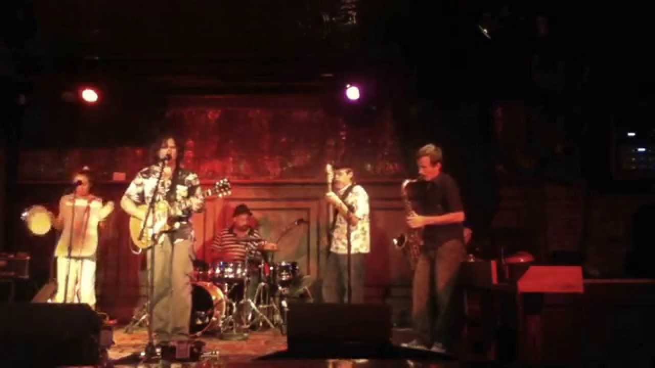 Suzi Leger & the Peter Novelli Band @ the Balcony Music Club, New ...