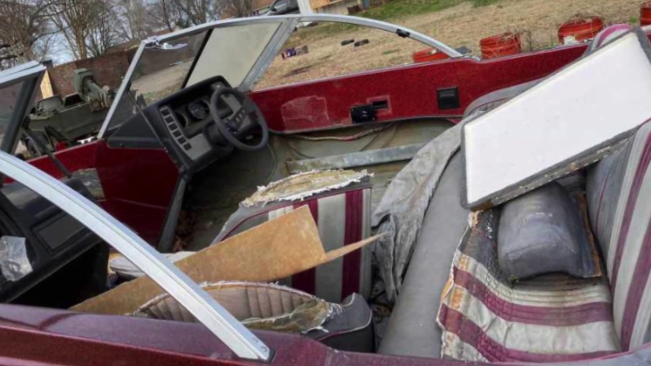 Restoring Our 1991 Ranger 397 PART 1 - YouTube