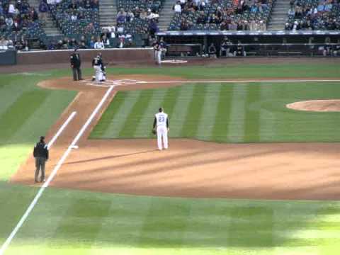 COLORADO ROCKIES- CARGO MAKES OUTFIELD CATCH- COOKE IS PITCHING - YouTube
