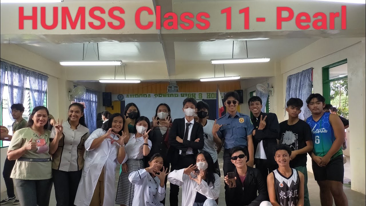 ASHS HUMSS Class 11- Pearl PerDev Fashion Show (Career Modelling) - YouTube