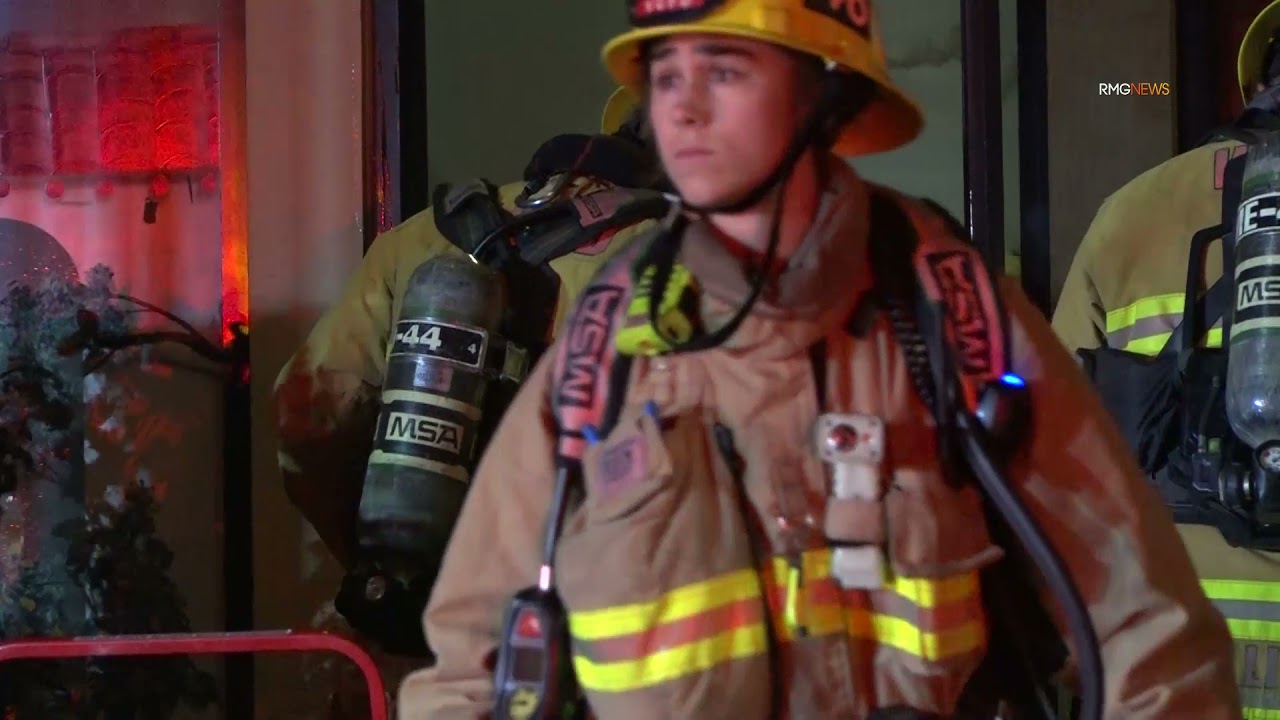 Restaurant Worker Burned During Structure Fire in Moorpark - YouTube