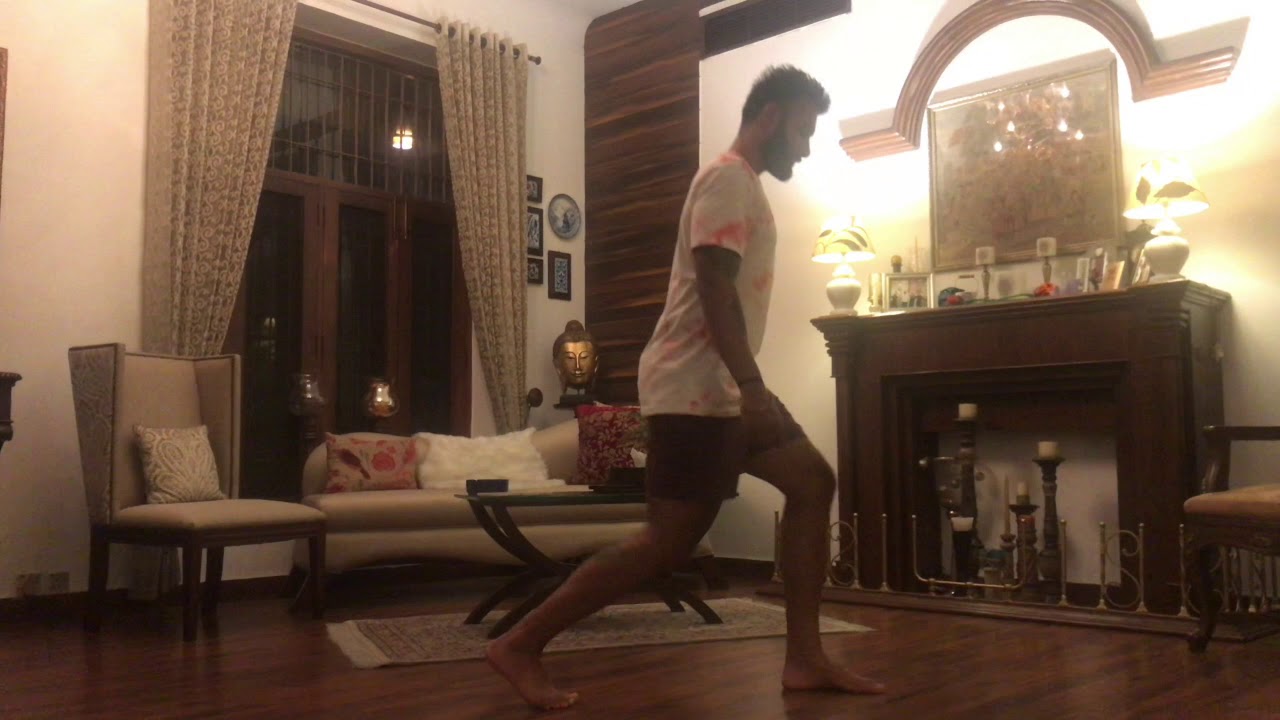STAGGERED STANCE SQUAT - YouTube