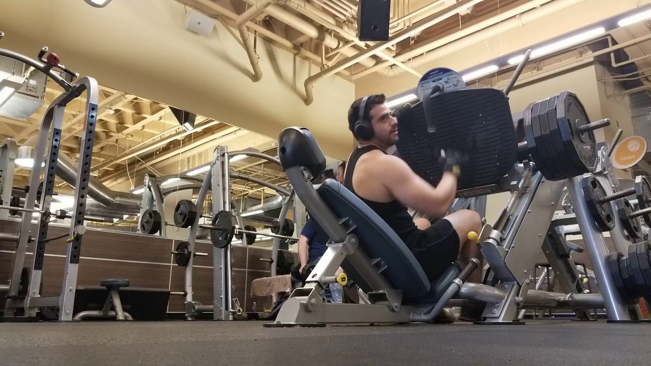360 pound legs. pierna son 360 libras - YouTube