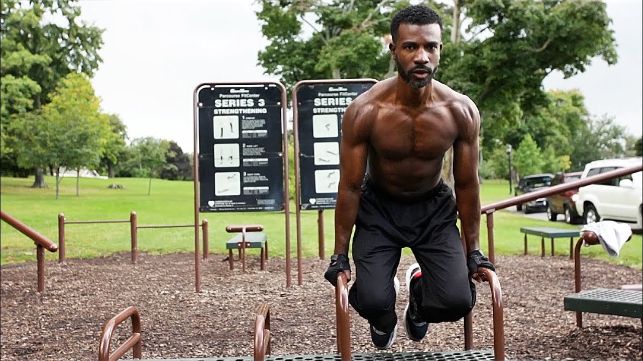 Ripped 40 year old Calisthenics bodyweight workout motivation - YouTube
