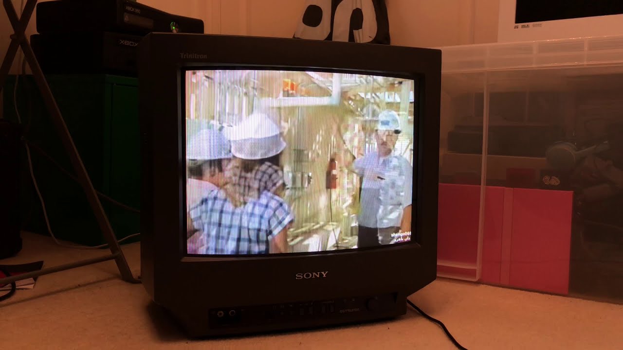 Sony Trinitron KV-14T1U Colour Television - YouTube