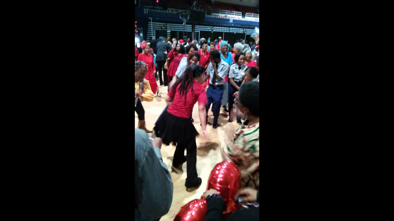 Terrible dancing - YouTube
