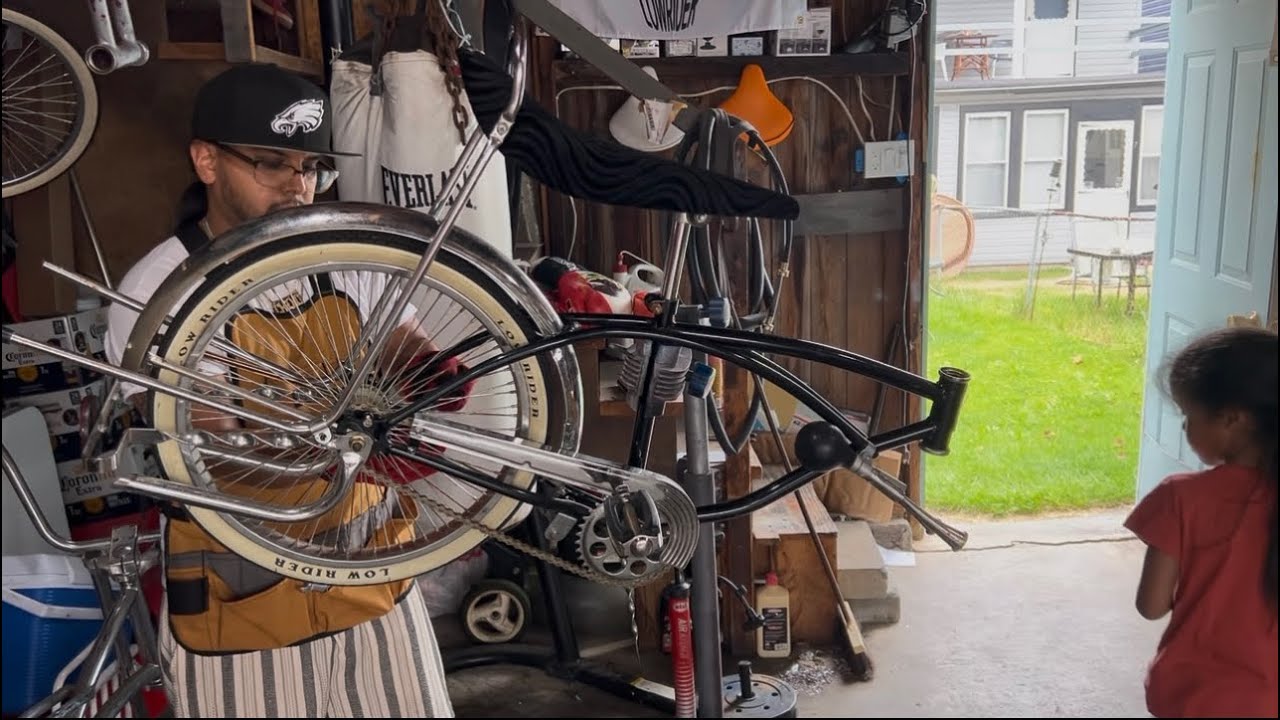 How to Restore a lowrider bike/disassembled - YouTube