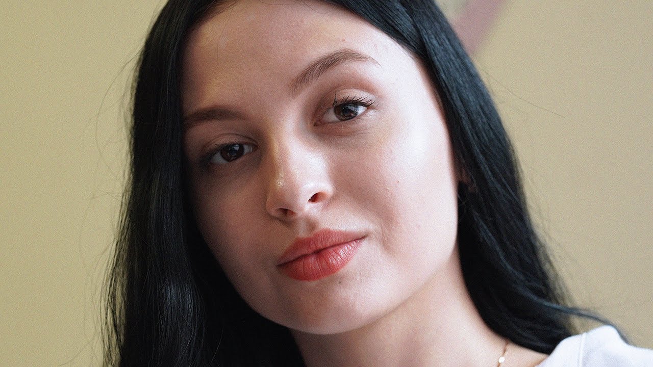 Yevheniiaのストーリー - YouTube