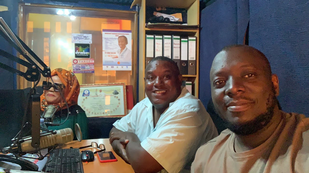 TALK AND TALK SHOW LYNDA DdANE EDITION. - YouTube