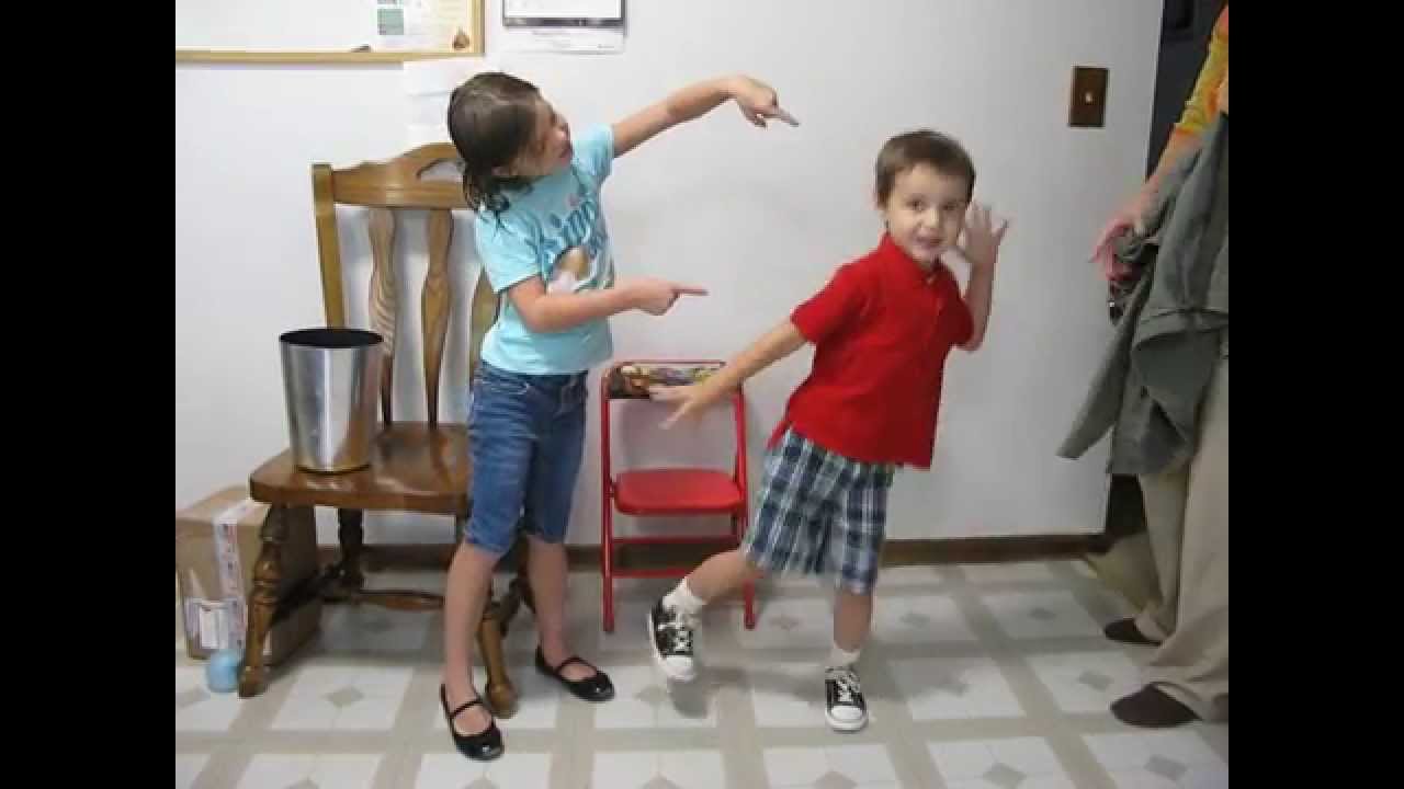 The best five year old dance! - YouTube