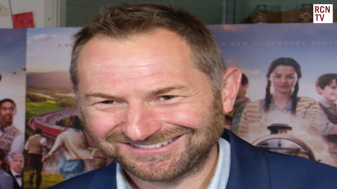 Daniel Brocklehurst Interview The Railway Children Return - YouTube