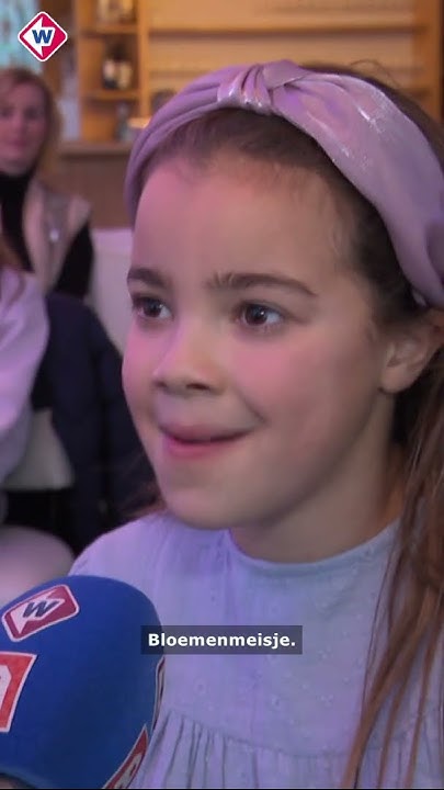 Juf trouwt met piet op 5 december | #shorts - YouTube