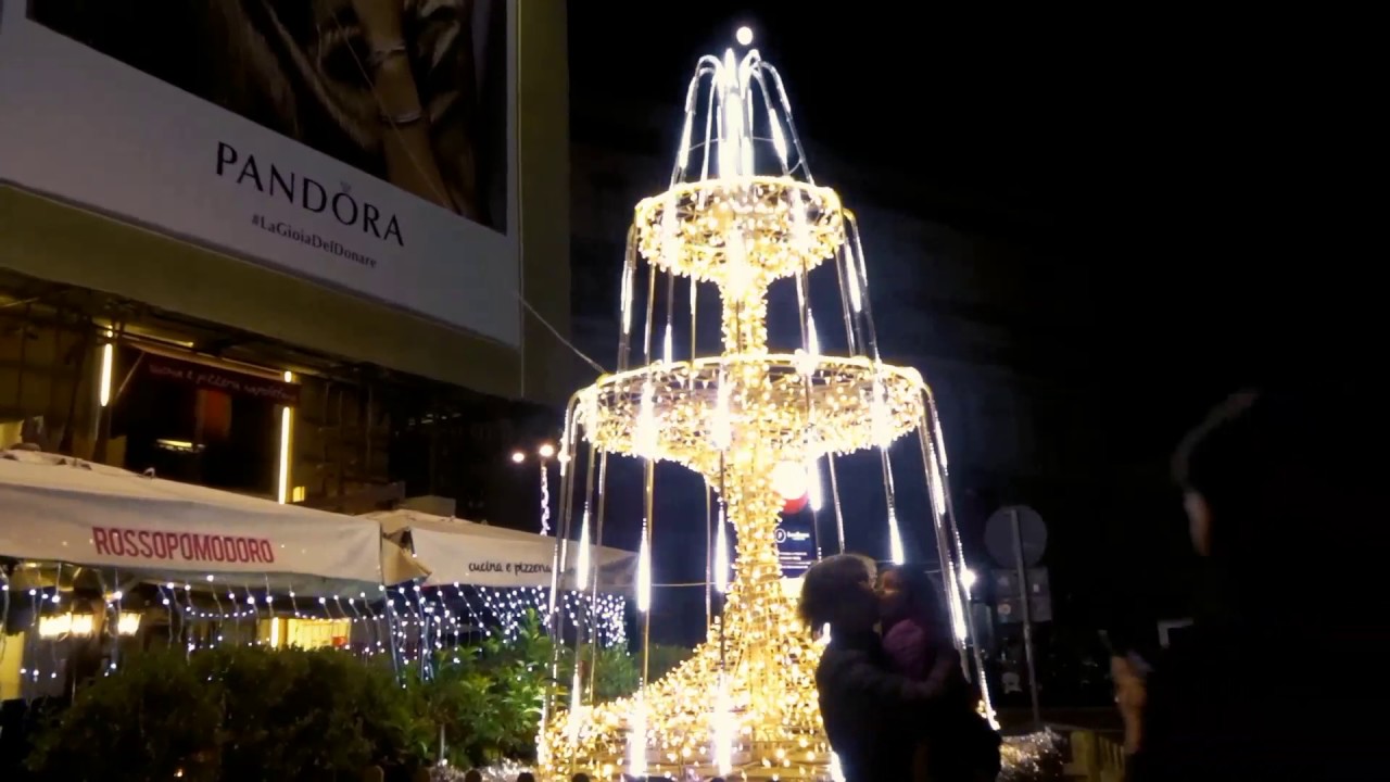 vlog 003 Christmas decorations in Naples italy 2016 / Natale a Napoli ...