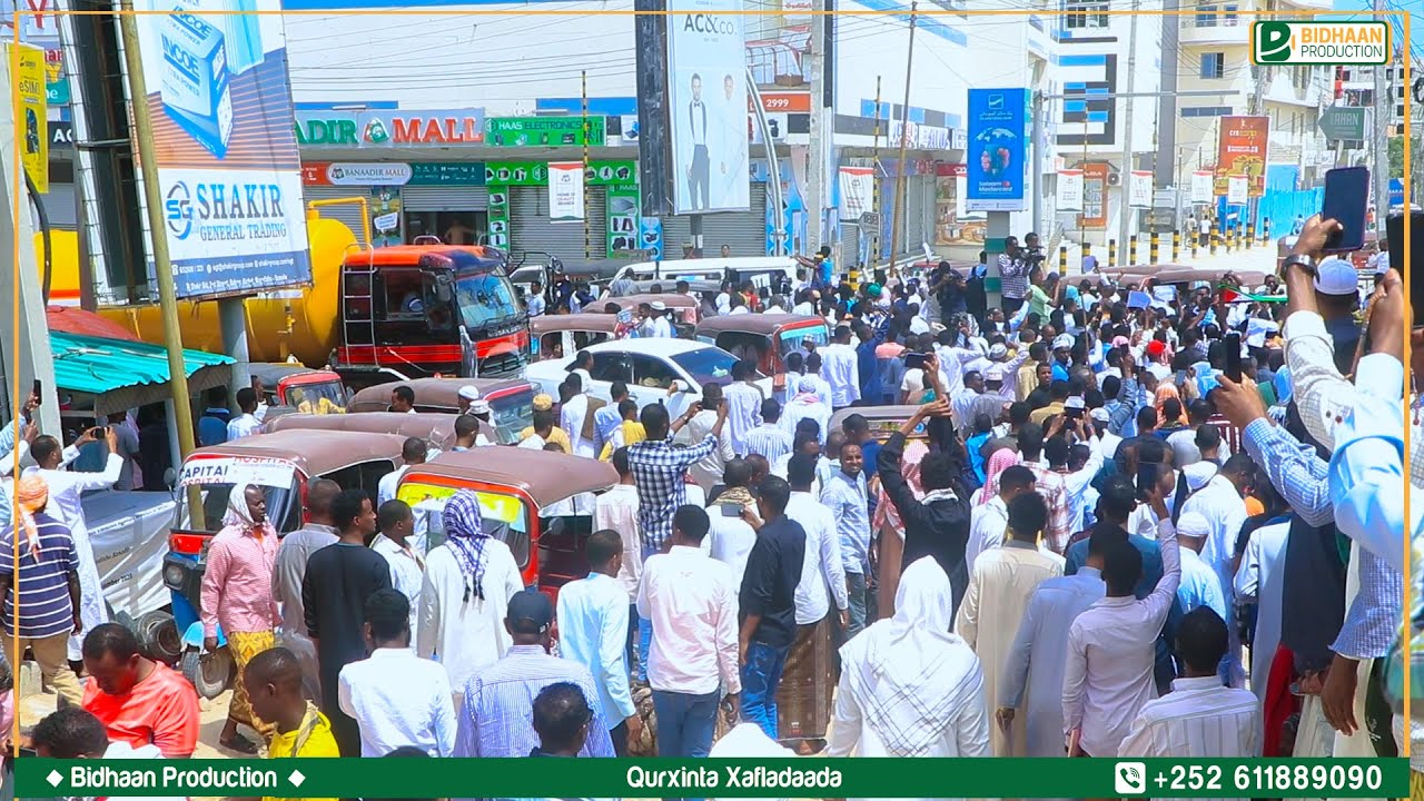 Muqdisho oo lagu qabtay Salaada janaasada Ismaaciil Haniya - YouTube