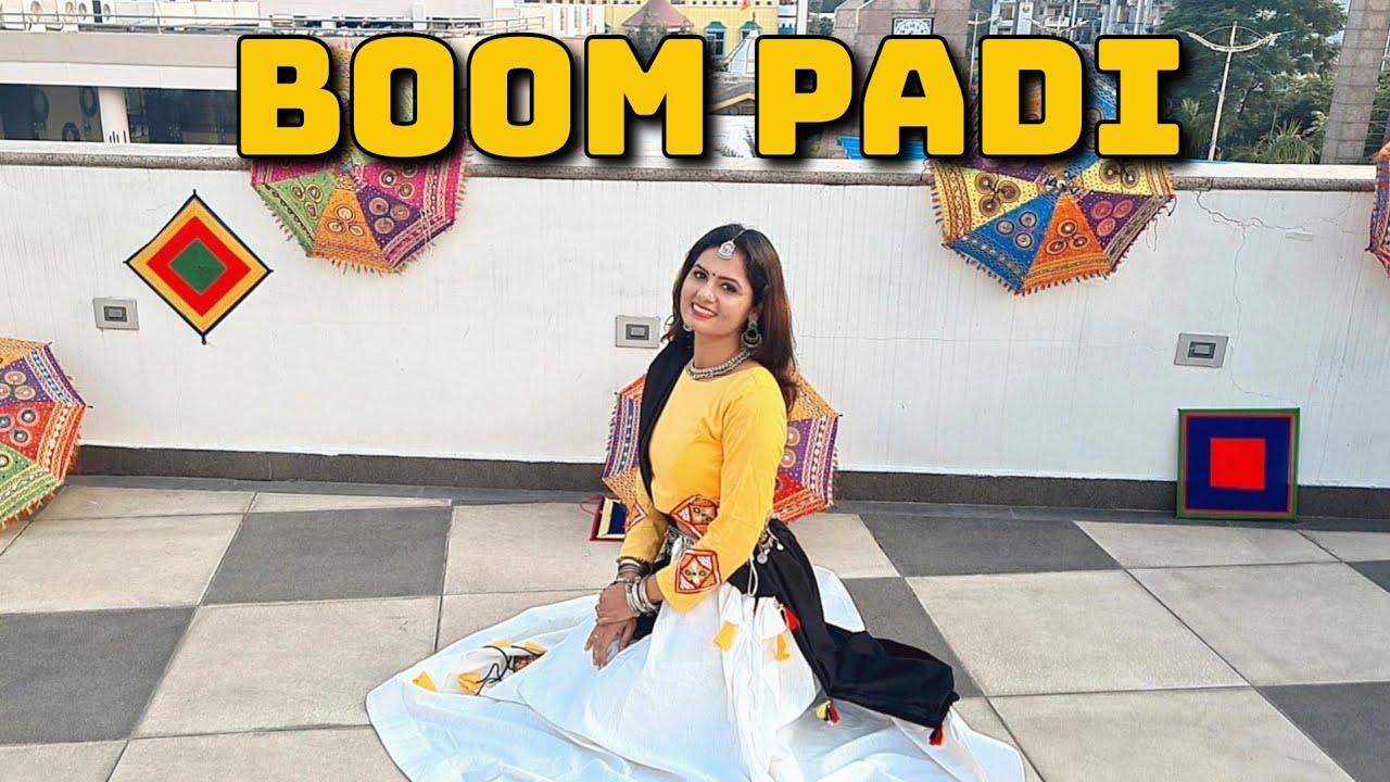 Boom Padi - Maja Ma | Madhuri Dixit | Garba Dance | Rashi Arora Choreography - YouTube