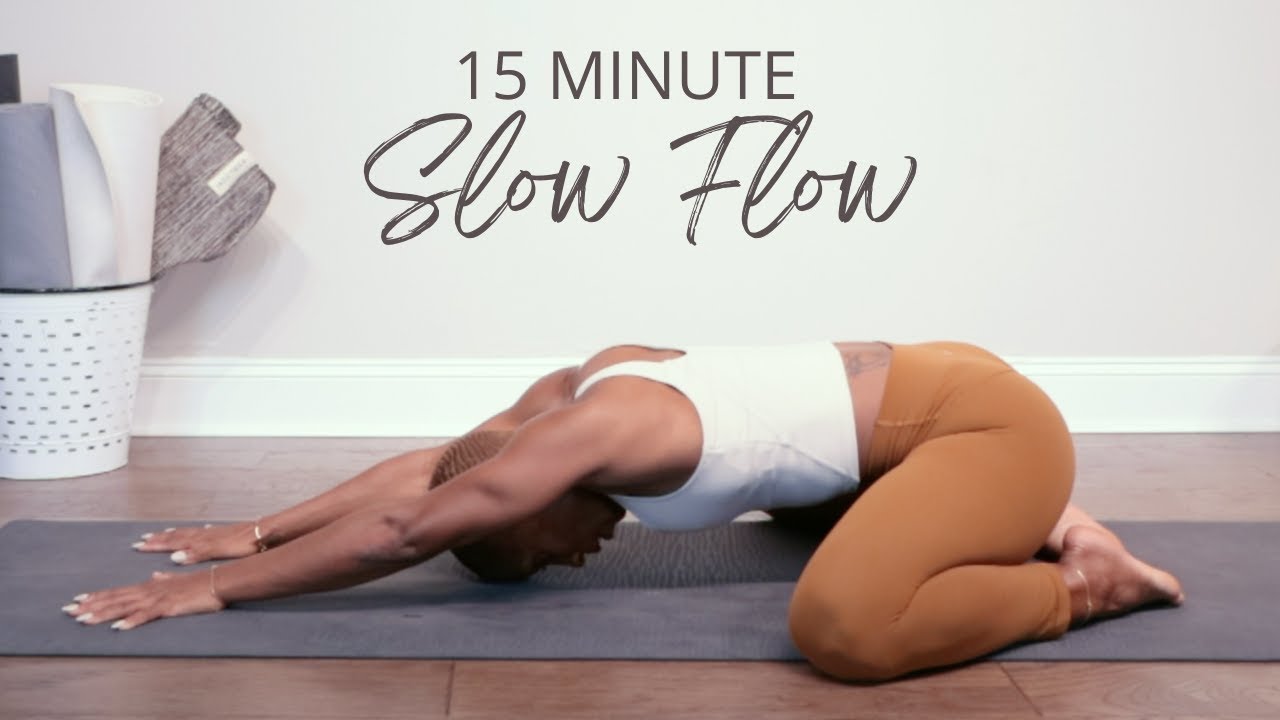 15 Minute Morning Yoga Flow | ENERGIZING MORNING YOGA | Wake up ...