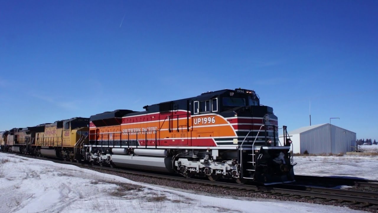 UP 1996, the Southern Pacific Heritage Unit, on 2/19/2014 - YouTube