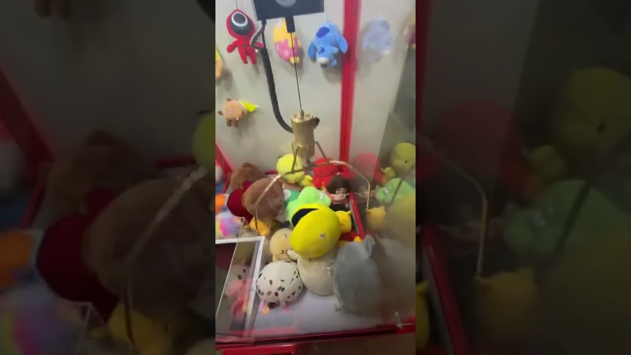 New Pacman Plush In My Maxi Claw Claw Machine - YouTube