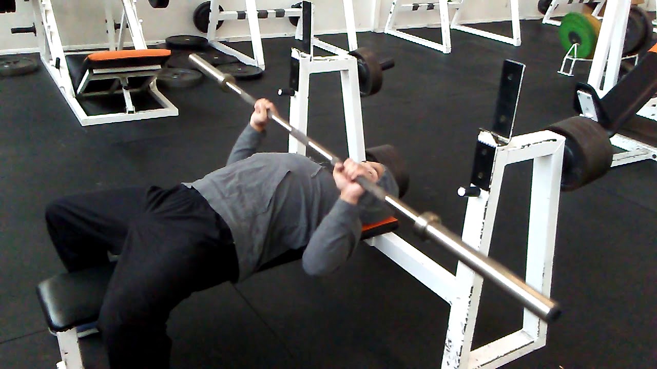 BB Bench Press - YouTube