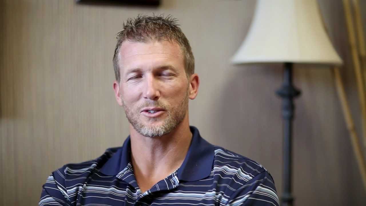 Arizona Pitcher Bob Howry: LASIK Surgery - YouTube