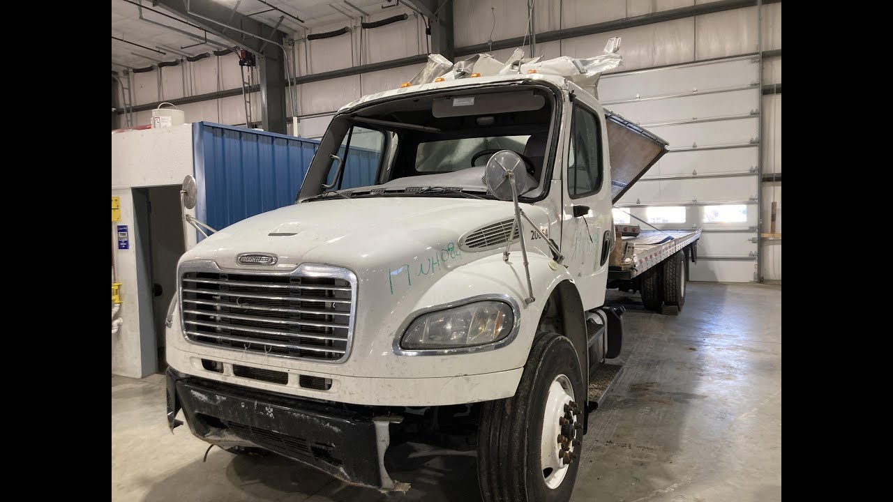 2019 Freightliner M2 106 - Parts Unit 19WH084 - YouTube