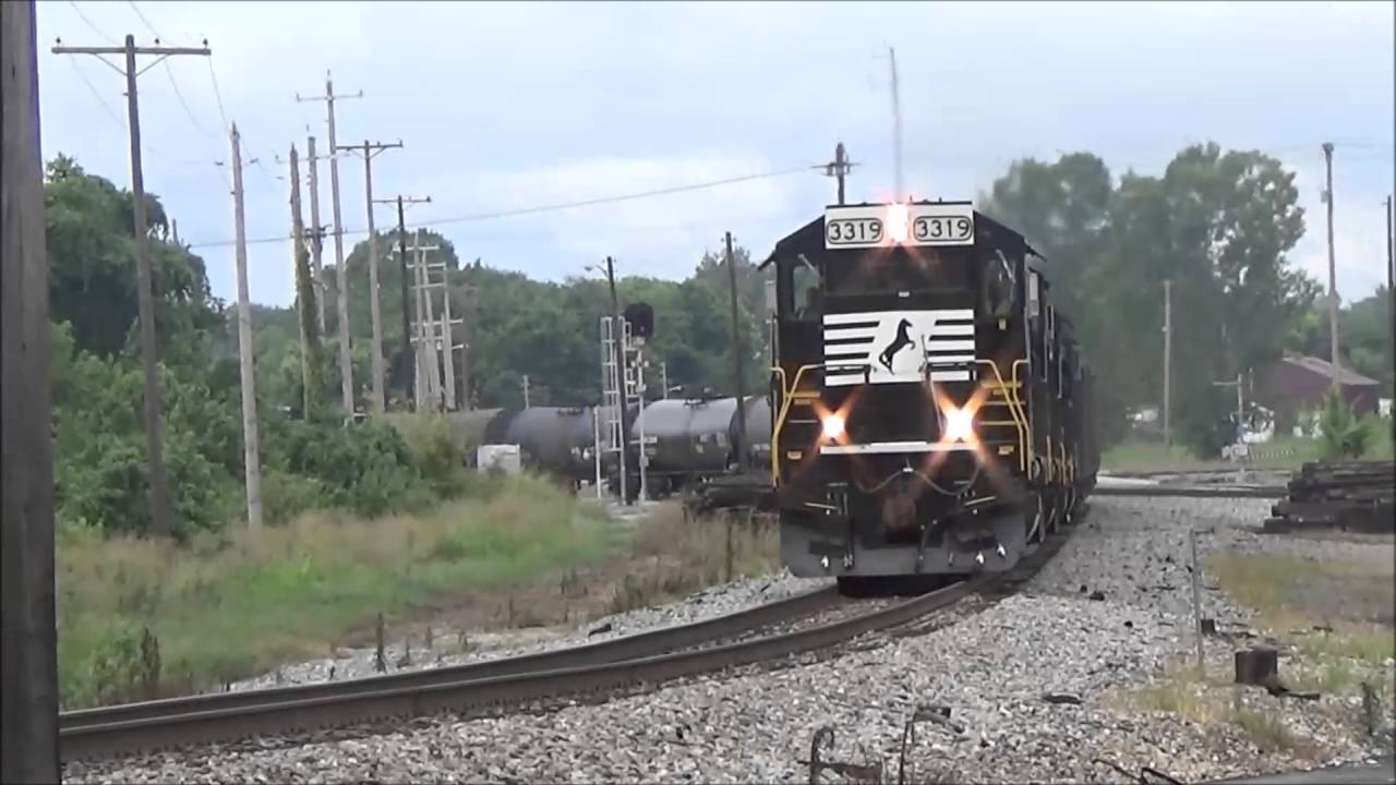 Very Busy day on NS Memphis District West End - YouTube