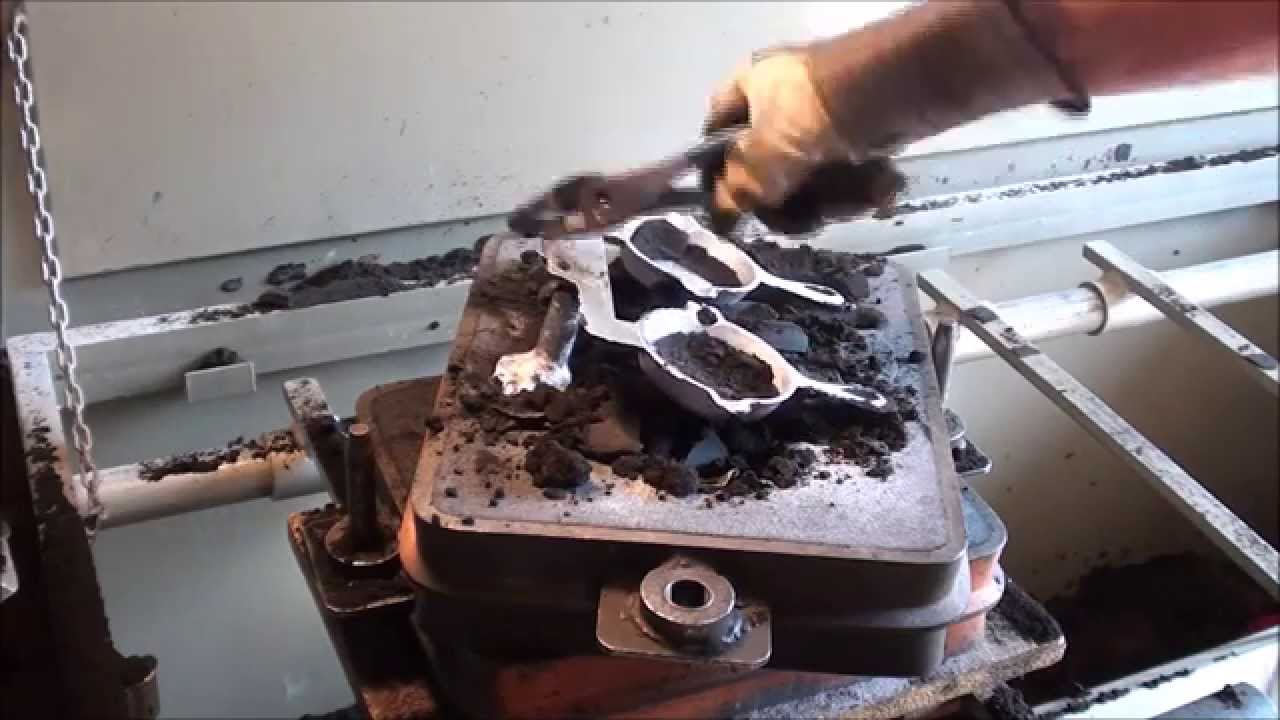 CASTING A FOUNDRY MATCHPLATE PATTERN part 3 of 4 tubalcain - YouTube