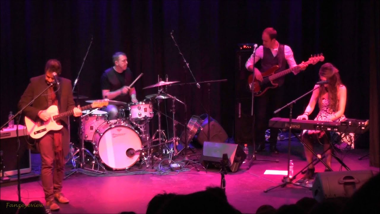 Ron Sayer Jr & Charlotte Joyce - Little White Lies - YouTube