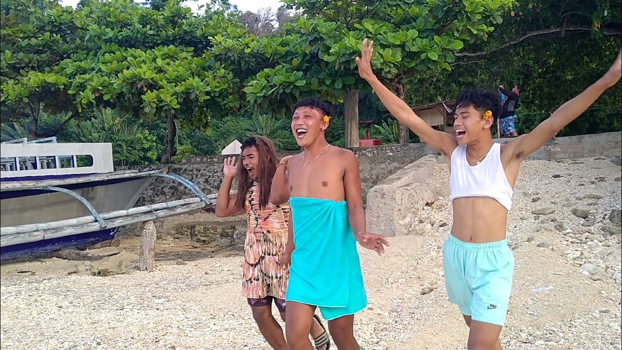 SHUDI ABAS SA BEACH😆 - YouTube