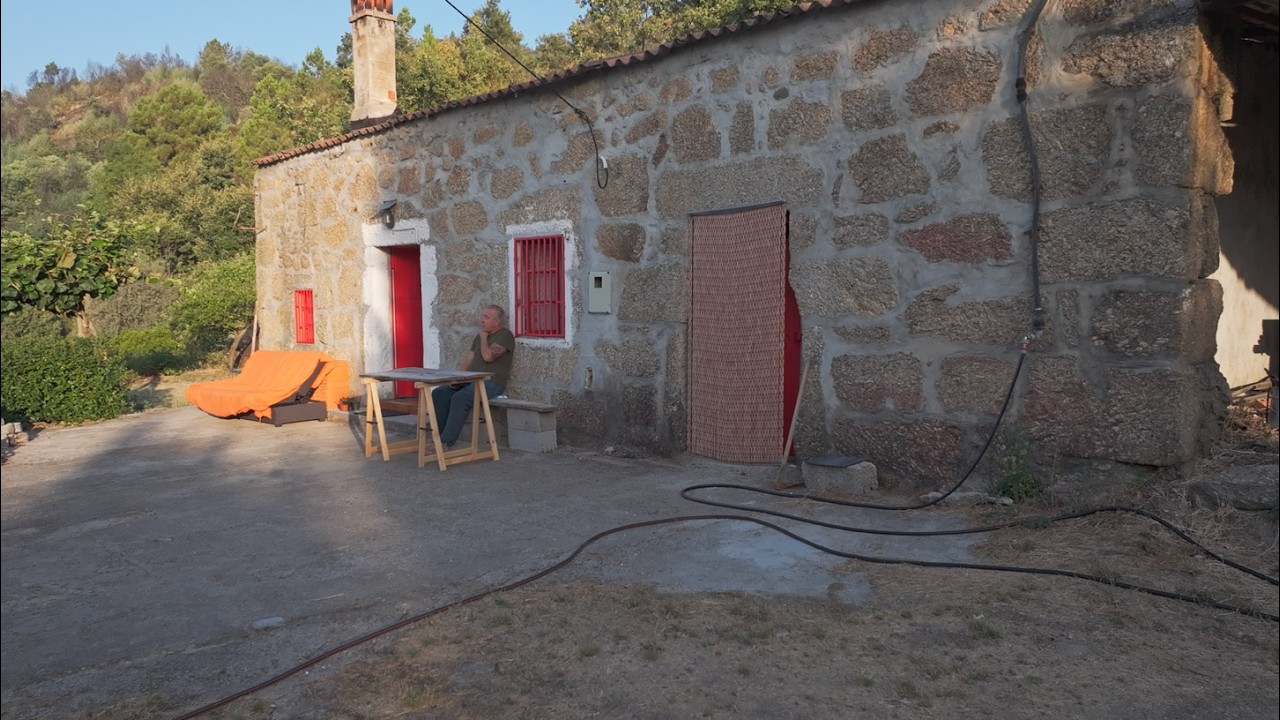 #18 Homestead Summer in the Mountains of Portugal, Back to Basics - YouTube