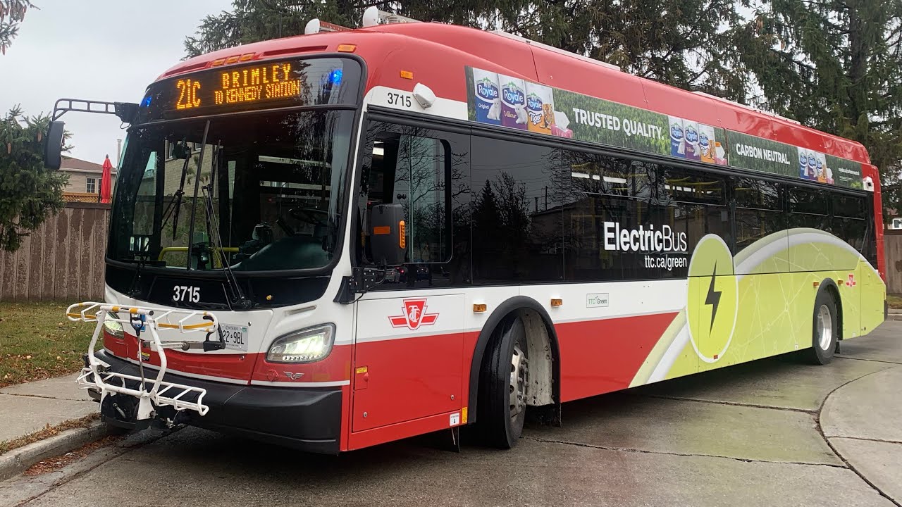 TTC Southbound Ride Video on 3715 on route 21 Brimley to Scarborough ...