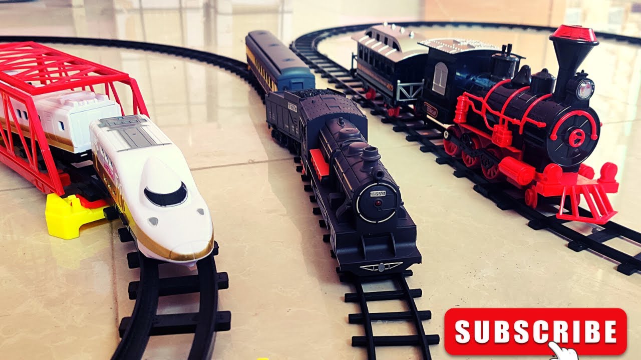 Train Hits Lamborghini Huracan at Railway Track - YouTube