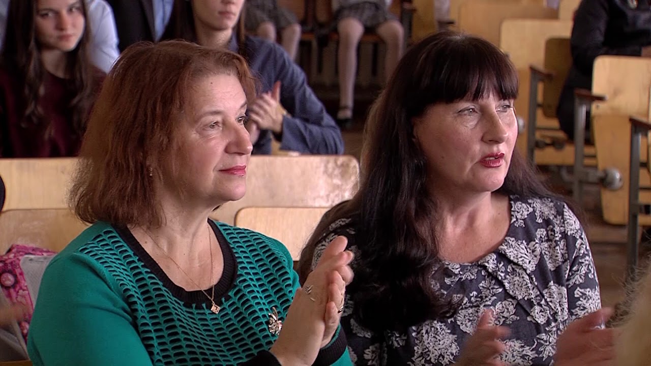 DAUTKOM apsveica 13. vidusskolas pedagogus skolotāju dienā - YouTube